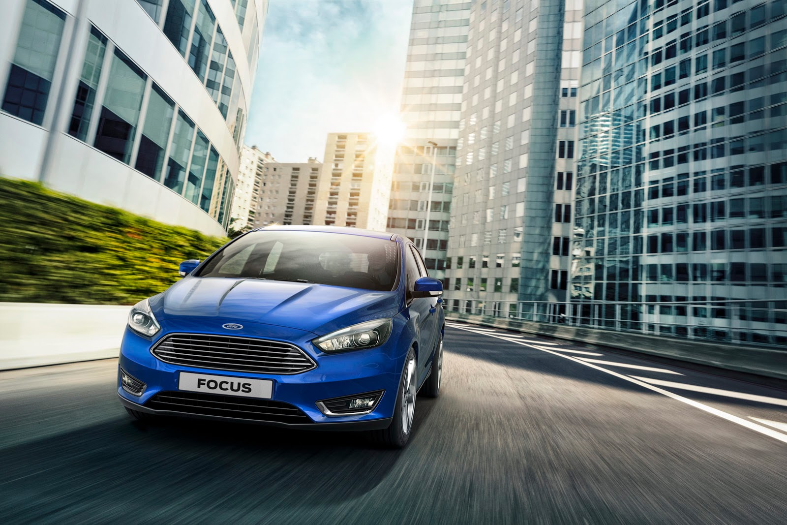 2014 Ford Focus facelift revealed complete with 'Aston Martin' grill ...