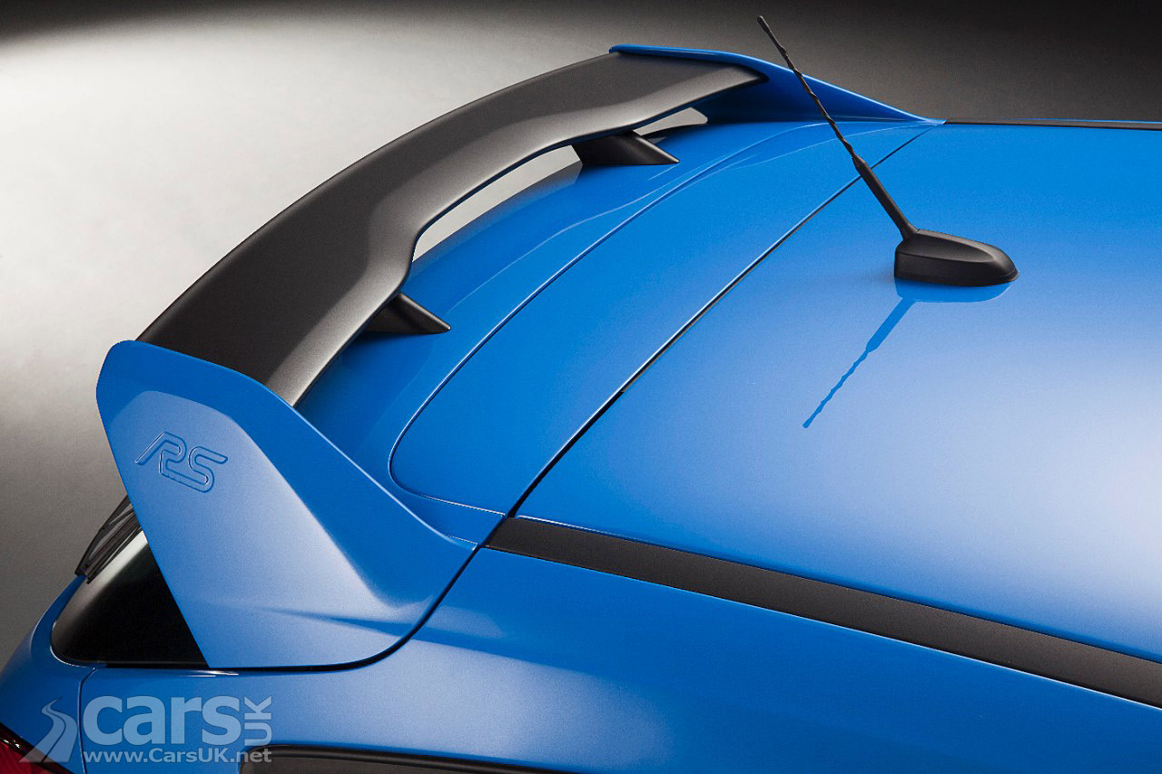 Ford Focus RS is the new RS200 for Essex Police - 30 years on | Cars UK