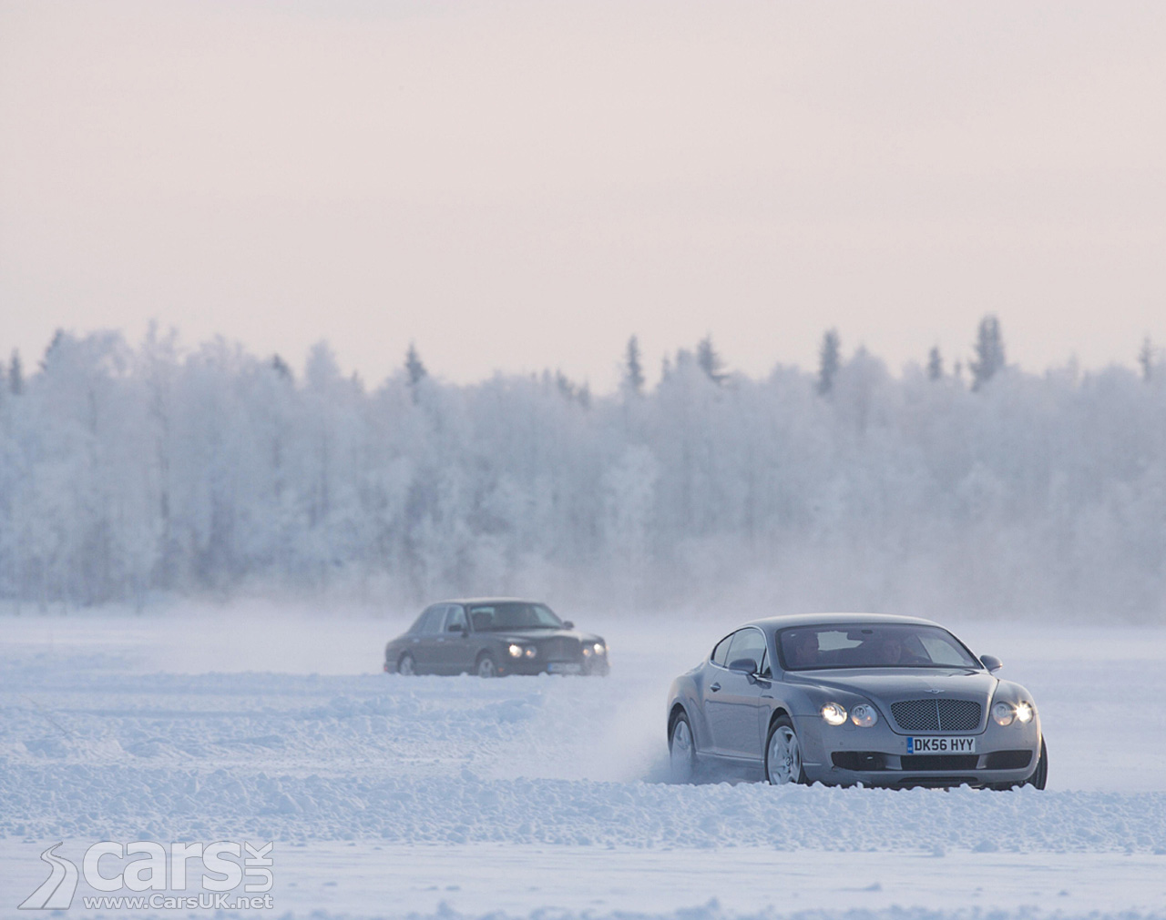 Bentley Driving on Ice Photo Gallery | Cars UK