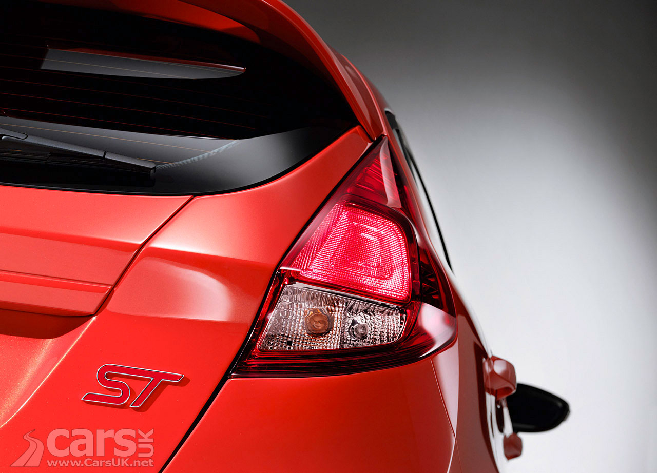 Ford Fiesta ST: 5-door Fiesta ST Concept at LA Motor Show