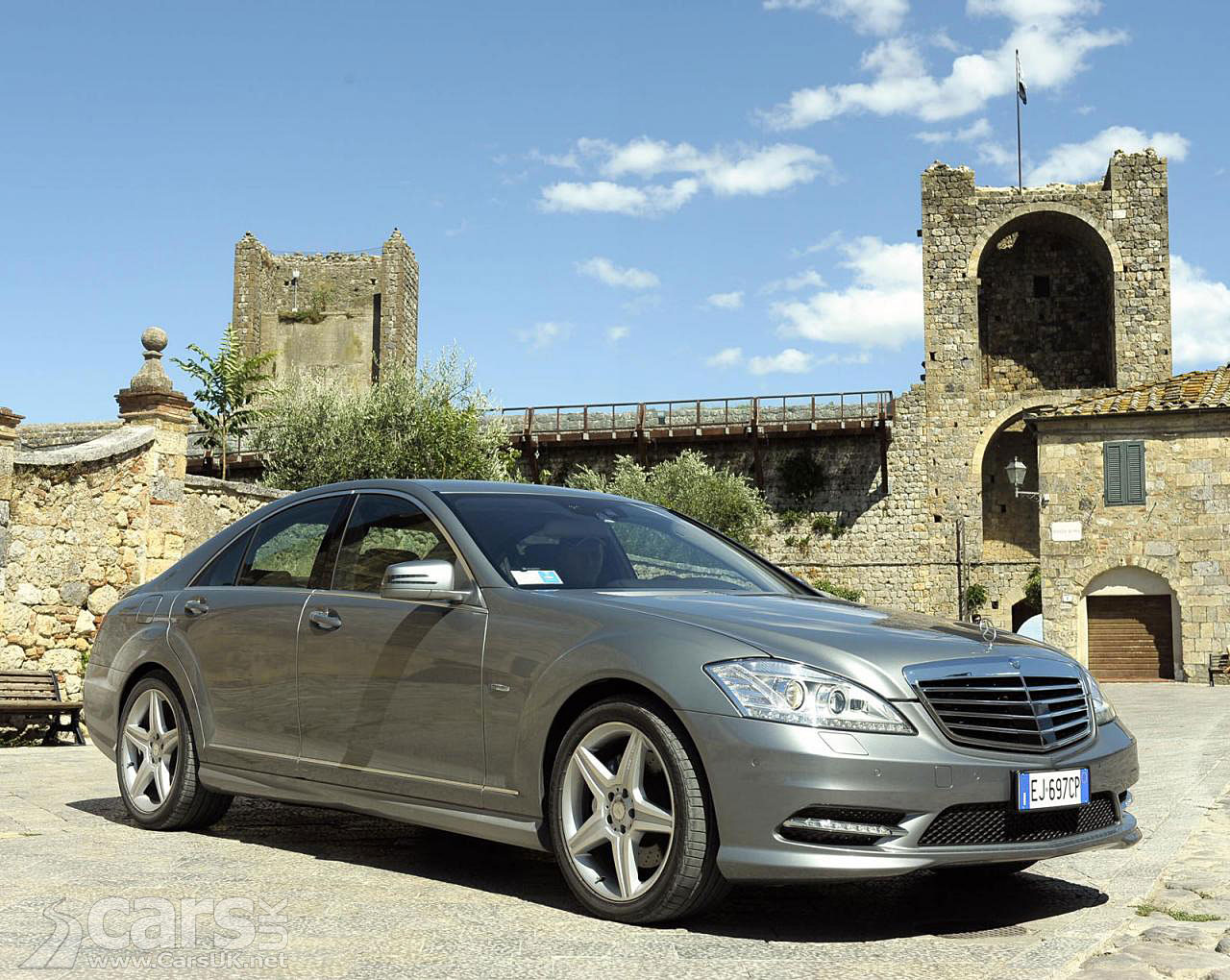 Mercedes S-Class Grand Edition launches