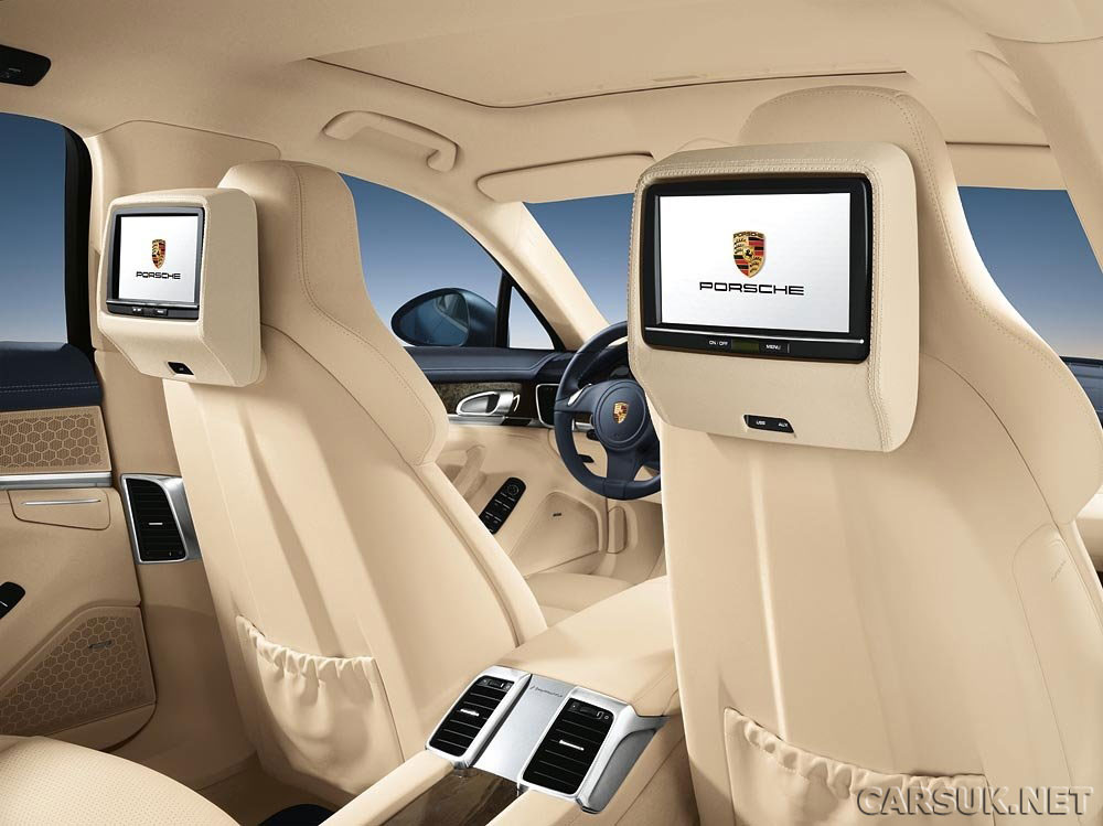 Porsche Panamera interiors revealed