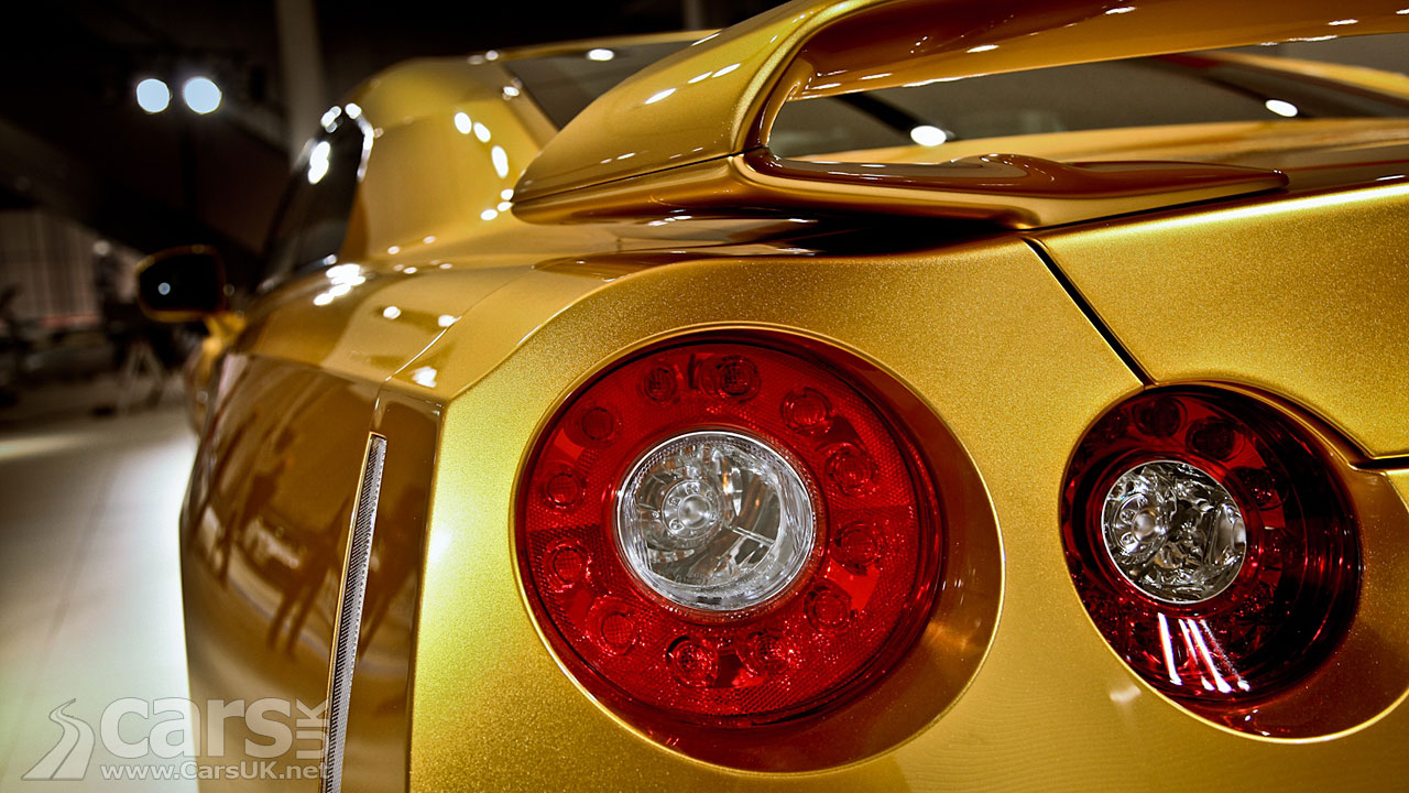 Photos of the Usain Bolt Gold Nissan GT-R
