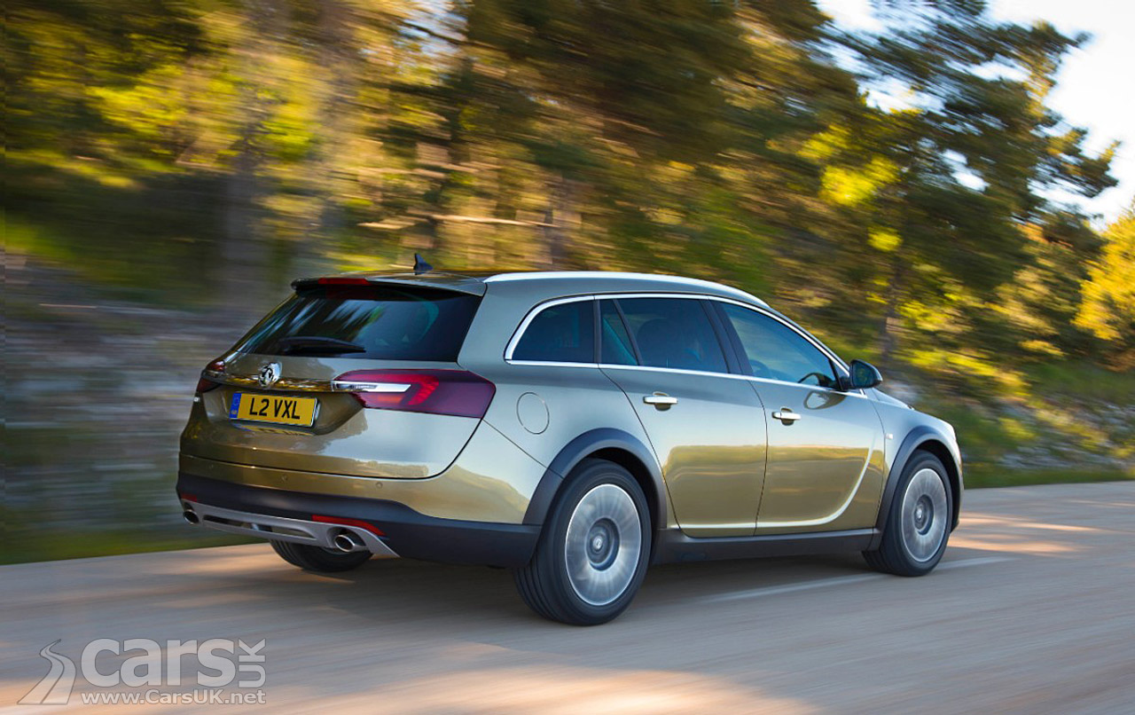 Vauxhall Insignia Country Tourer costs from £25,349 | Cars UK