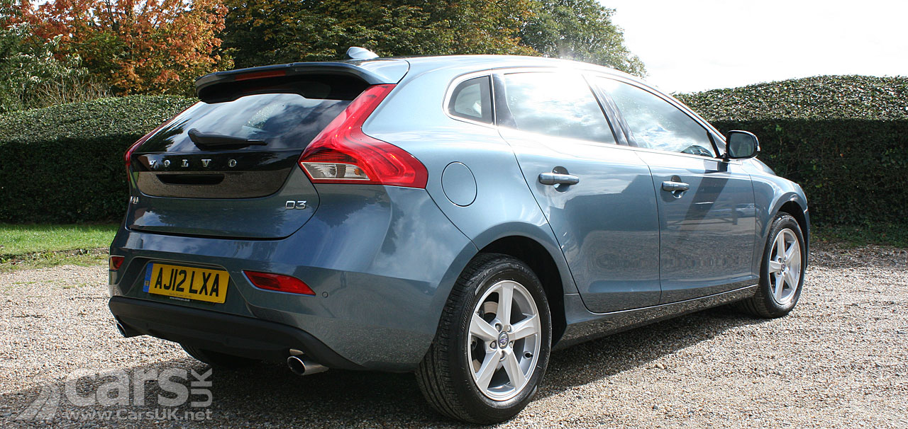 Volvo V40 Review: D3 SE Nav (2012) | Cars UK