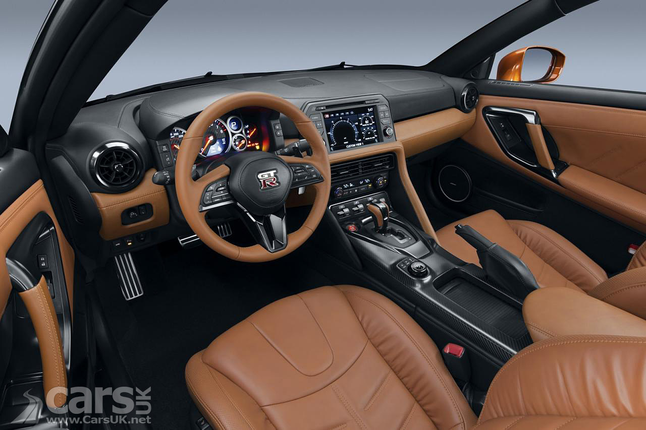 2017 Nissan GT-R REVEALED - gets a facelift, better interior and 562bhp ...
