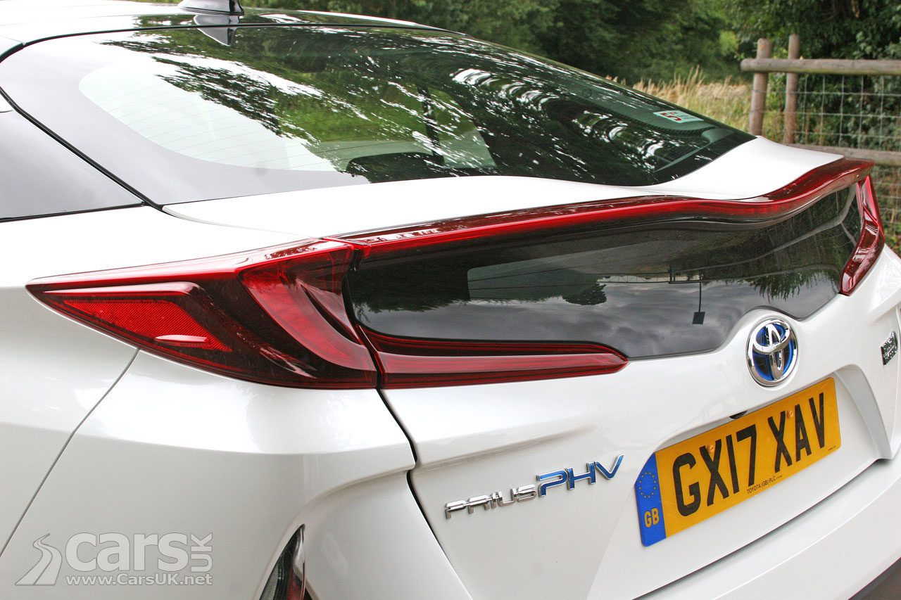 Toyota Prius Plug-in Business Edition Plus Review (2017) | Cars UK