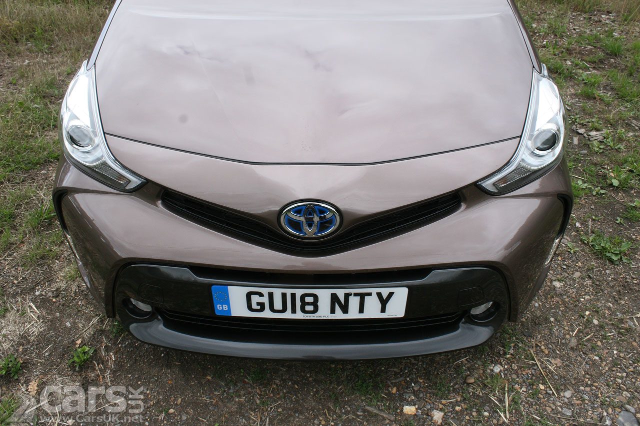 2018 Toyota Prius+ Excel Plus Review Photos | Cars UK