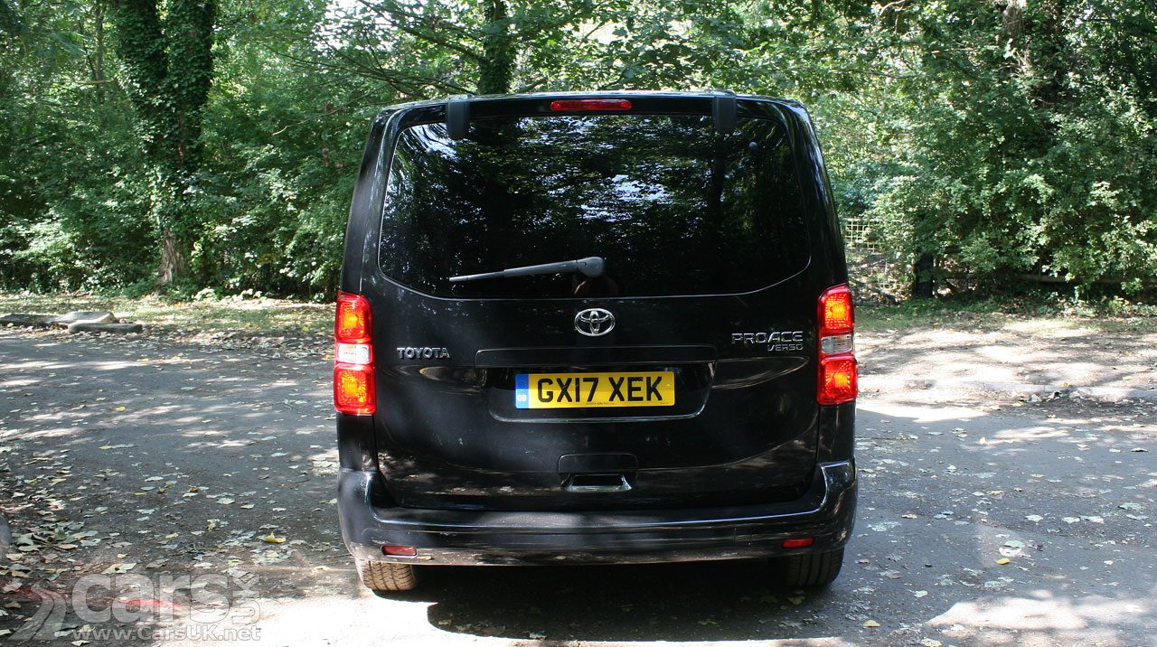 2018 Toyota Proace Verso Compact Family MPV Review Photos | Cars UK