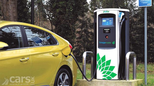 BP Chargemaster rolling out 400 150kW electric car chargers | Cars UK