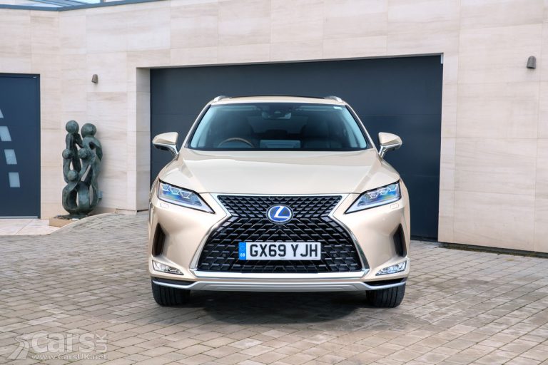 Lexus RX and RX L - and the Lexus IS - get updates for 2020 | Cars UK